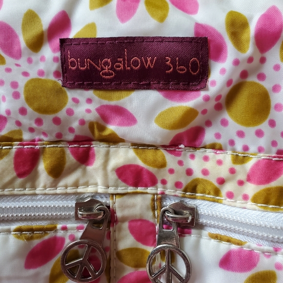 bungalow 360 | Bags | Bungalow 36 Floral Crossbody Bag | Poshmark